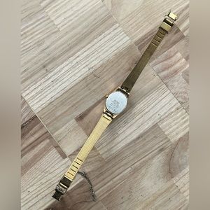Seiko | Accessories | Seiko Ladies Watch Vintage Gold Tone Dial Bracelet Hands Markers Beautiful ...